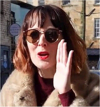 West End Mum 🤣 – Libby Walker